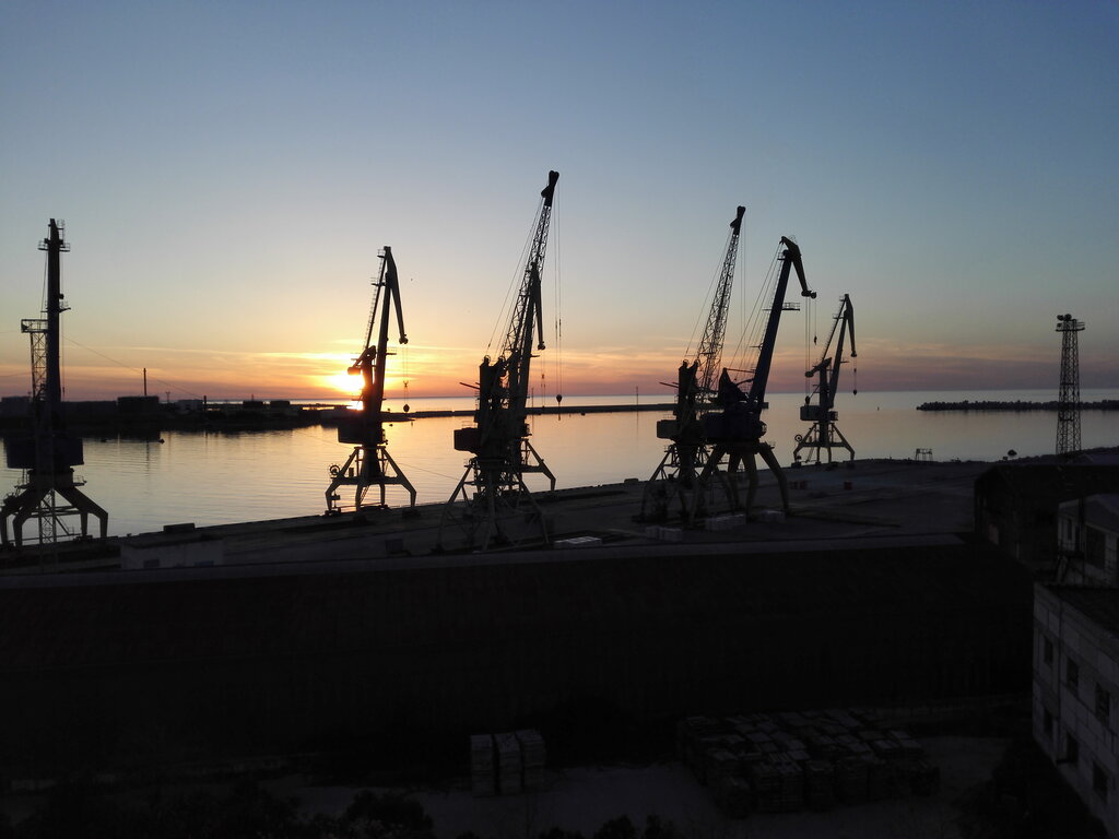Gemicilik acenta hizmetleri Aleksandr Diadia, Sevastopol, foto