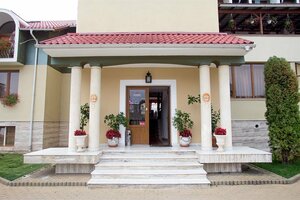 Casa Traiana (Alba, Alba Iulia), otel  Alba Iulia'dan
