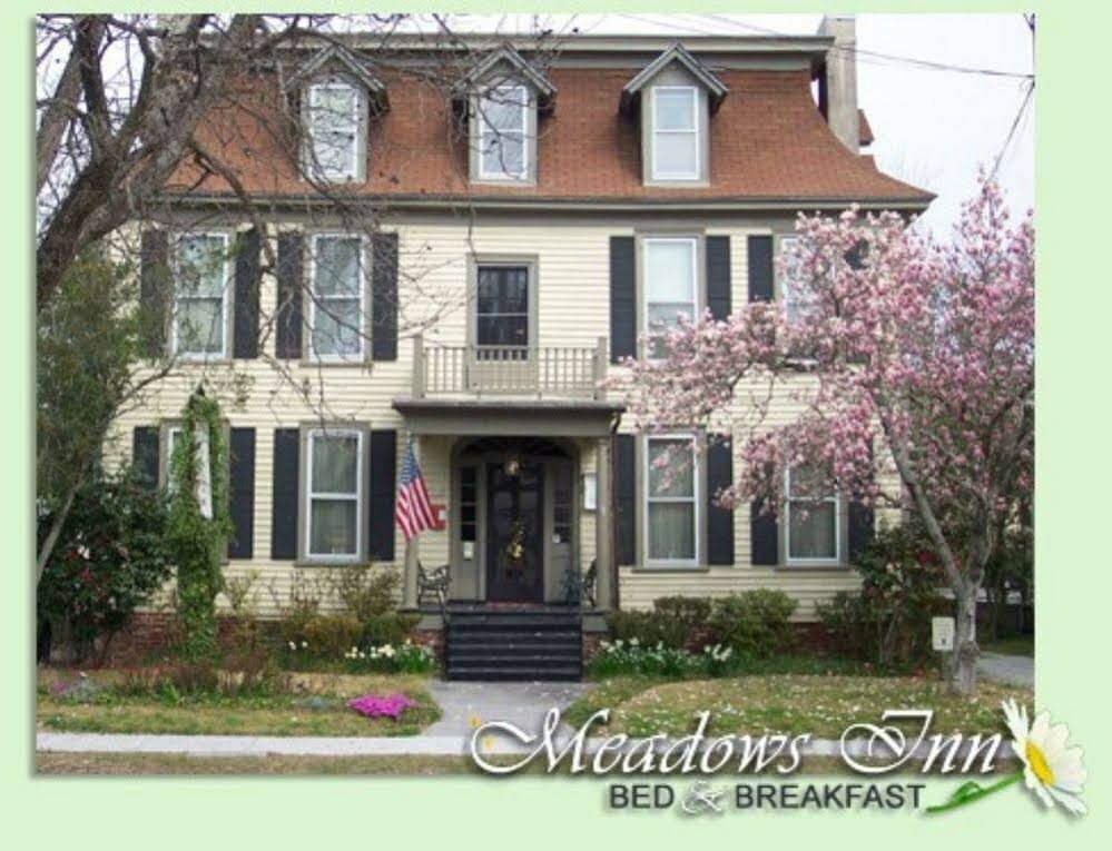 Otel Meadows Inn Bed & Breakfast, New Bern, foto