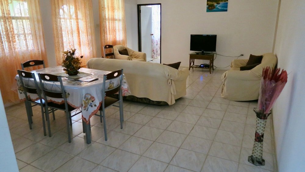 Otel Sue's apt, Dünya, foto