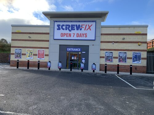Mobilya mağazaları Screwfix Armagh, Armagh, foto