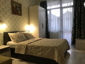 Мон Мишель (Dzhemetinskiy proyezd No:6Г, Anapa), otel  Anapa'dan