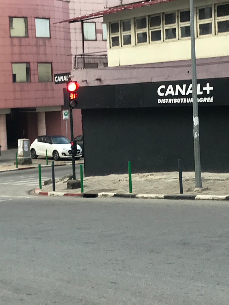 Telekomünikasyon ekipmanları Distribution agrée Canal, Abican, foto