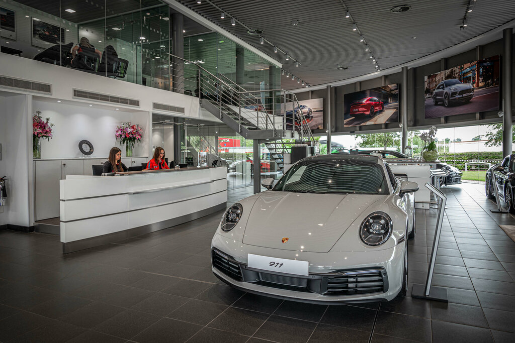 Otomobil satış galerileri Porsche Centre Leicester, Leicester, foto