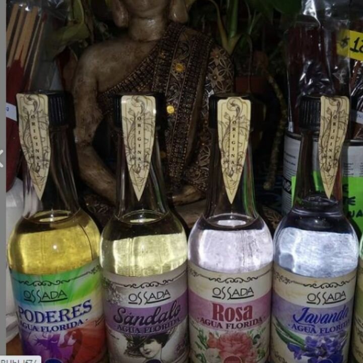 Kozmetik ve parfümeri mağazaları Santeria y Regaleria Sol y Luna, , foto