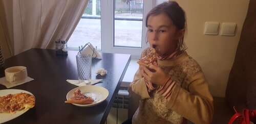 Suşi restoranı Суши вёсла, Mariinskiy Posad, foto