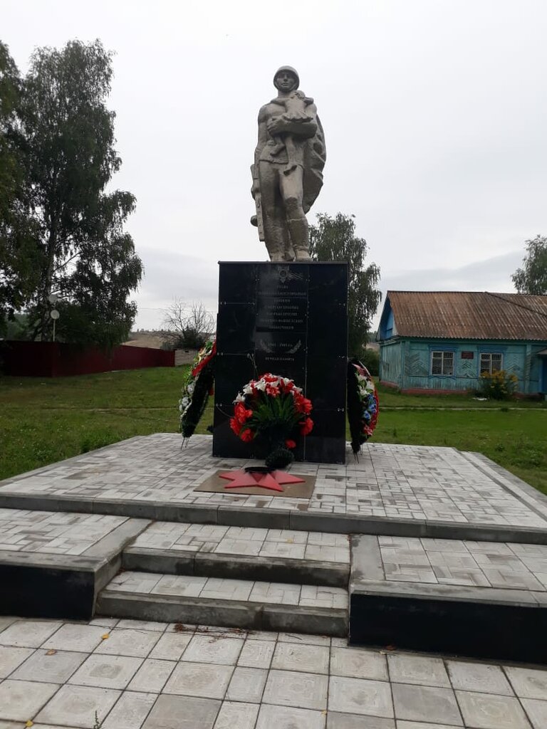 Anıt, heykel Староуткинцам, павшим на фронтах Великой Отечественной войны, Mordovya, foto