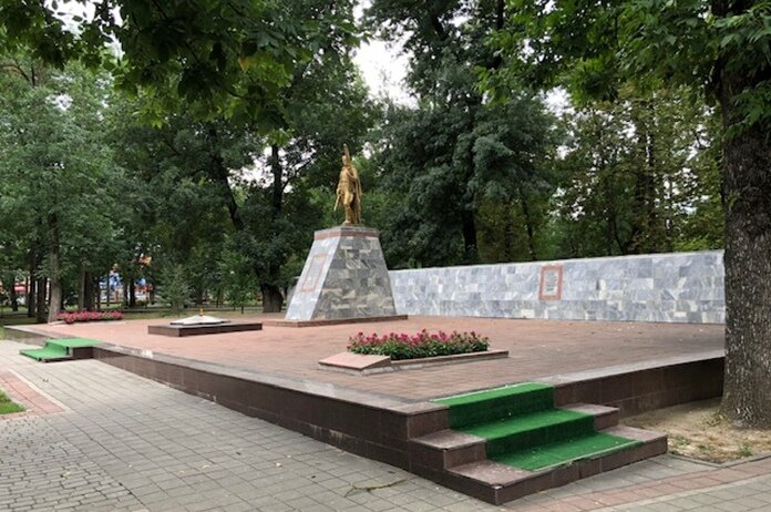 Anıt, heykel Мемориал Великой Отечественной войны, Krasnodarski krayı, foto