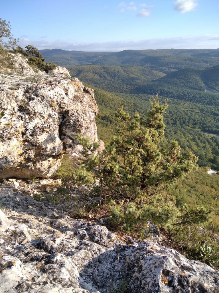 Dağ zirvesi Гора Уюян Кугу, Sevastopol, foto
