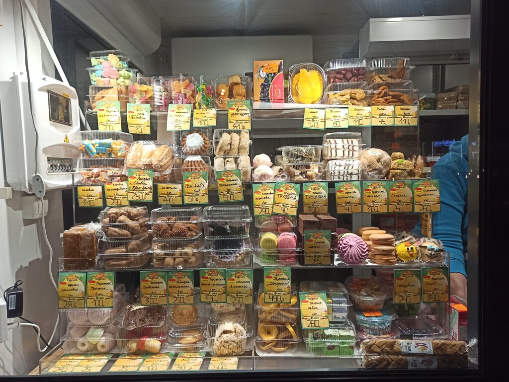 Pasta, şekerleme ve tatlı Кондитерские изделия, Moskova, foto