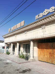At Misha (Tashkent street No:328), kafe  Taraz'dan