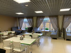 Jubileinaya (Yubileynaya ulitsa No:5А, selo Pasha), kantin, yemekhane  Saint‑Petersburg ve Leningradskaya oblastından