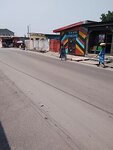 Cave suprême (Brazzaville, Commune de Talangaï), gece kulüpleri  Brazzaville'den