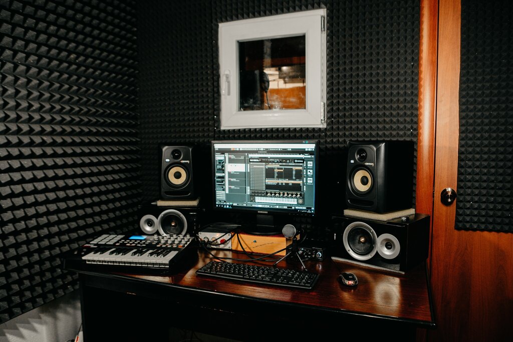 Ses kayıt stüdyoları Smoof Hustle Records, Yekaterinburg, foto