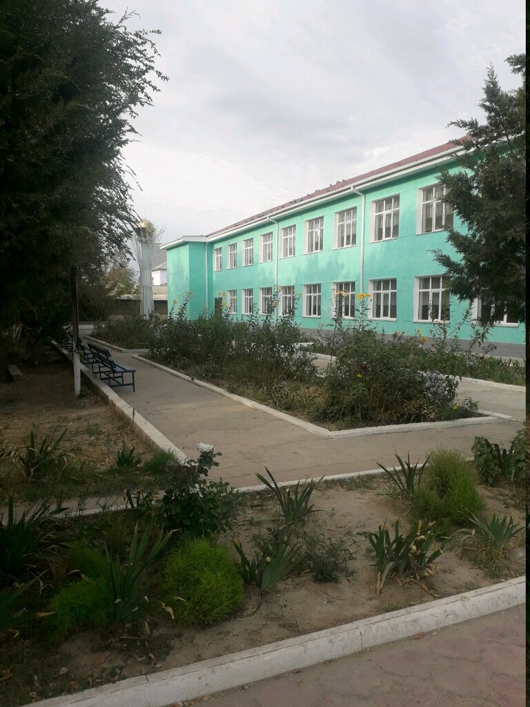 Ortaokul B. Momyshuly No. 11 General Secondary School, Arıs, foto