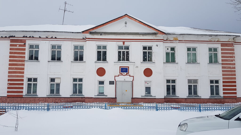 Ortaokul Nazarovskaya Srednyaya Obshcheobrazovatelnaya shkola № 1, Nazarovo, foto