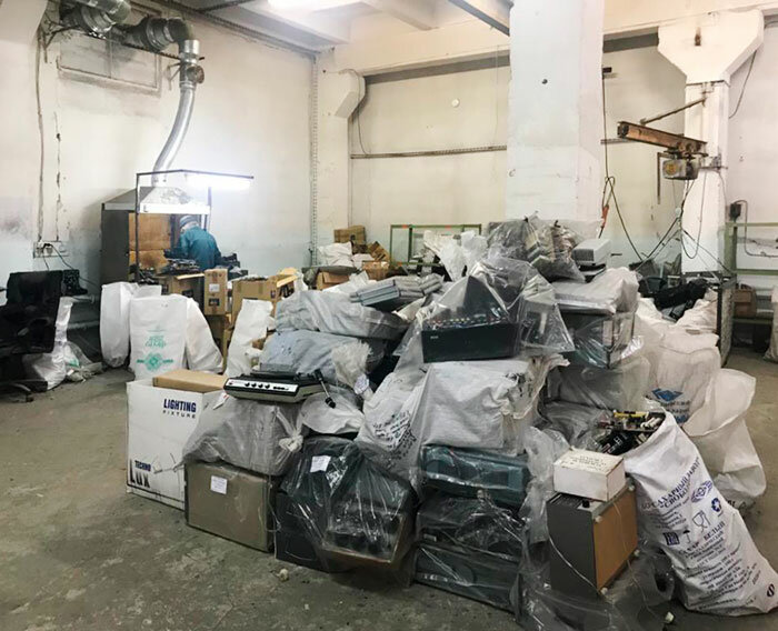 Geri dönüşüm merkezleri Zolotoy Klondayk-78, Novosibirsk, foto