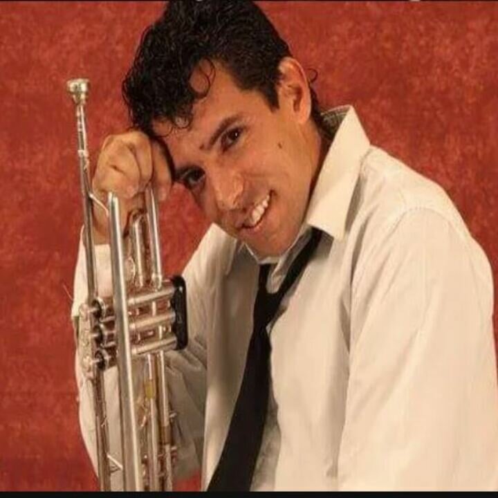 Müzik enstrumanların tamiri Producciones Musicales Vientos Cuerdas, , foto