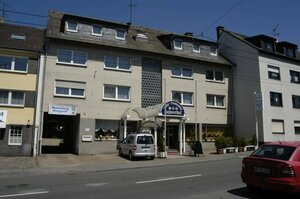 JustStay Hotel Solingen (North Rhine-Westphalia, Solingen, Focher Straße, 82), otel  Solingen'den