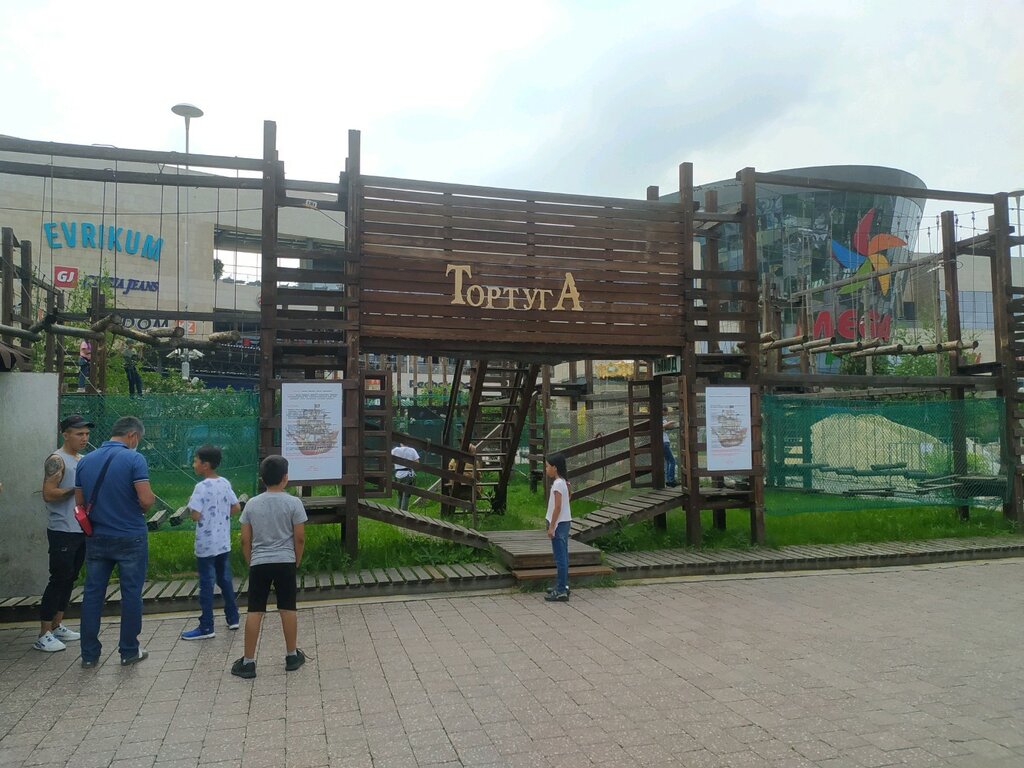 i̇pli oyun park Tartuga, Almatı, foto