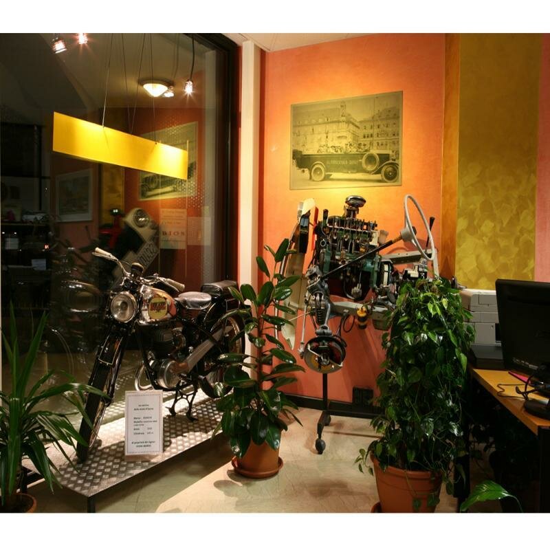 Sürücü kursları Autoscuola Dino Fahrschule, Bolzano, foto