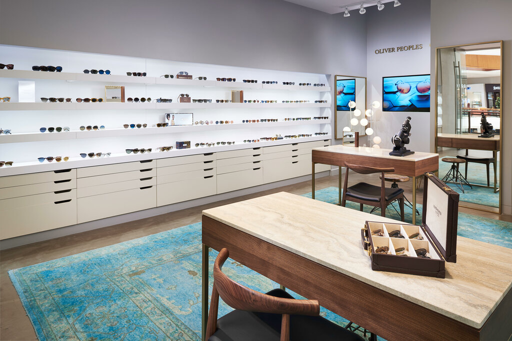 Giyim mağazası Oliver Peoples, Florida Eyaleti, foto