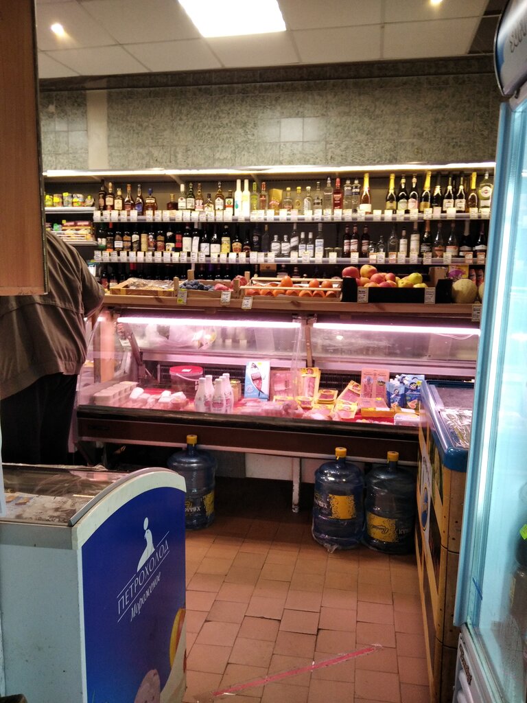 Kasap, şarküteri Мясо, Saint‑Petersburg ve Leningradskaya oblastı, foto