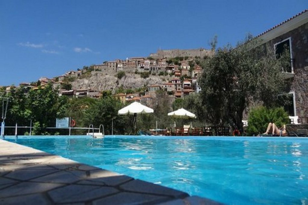 Otel Amfitriti, Dünya, foto