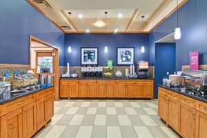 Otel Hampton Inn by Hilton Kamloops, Kamloops, foto