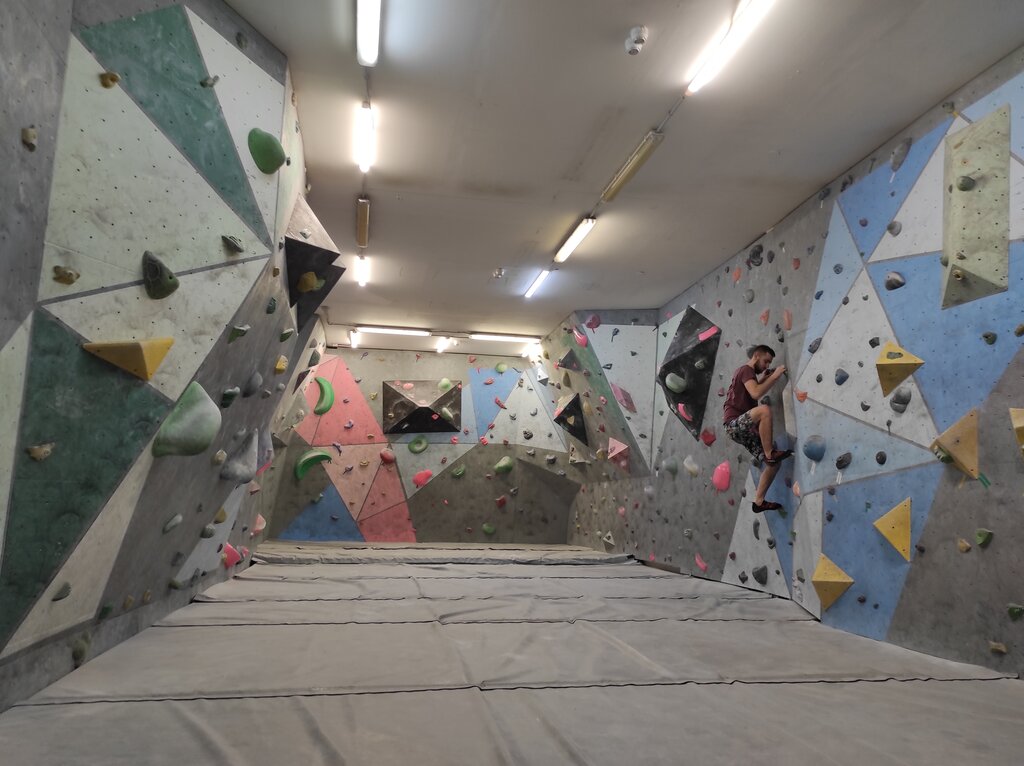 Spor ve eğlence merkezi Climbers Garden, Omsk, foto