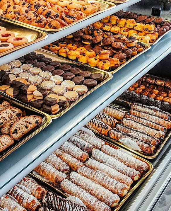 Ekmek fırını María Luisa Patisserie - Mayorista de Postres y Empanadas, , foto
