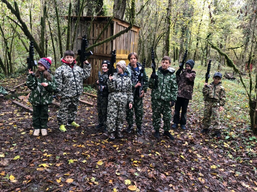 Eğlence merkezleri Lasertag club berkut, Soçi, foto