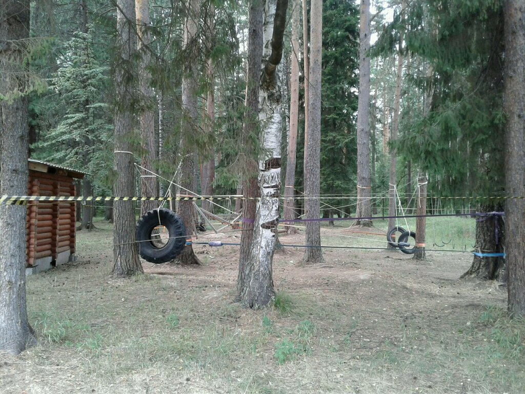 i̇pli oyun park Веревочный парк, Verhniaya Salda, foto