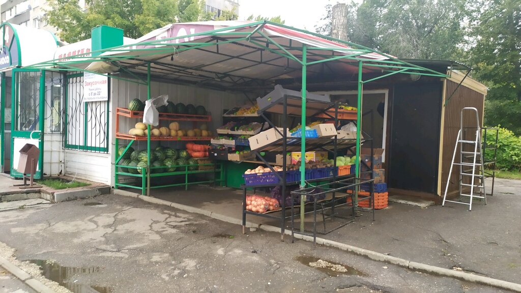 Market Ovoshchi i frukty, Tolyatti (Togliatti), foto