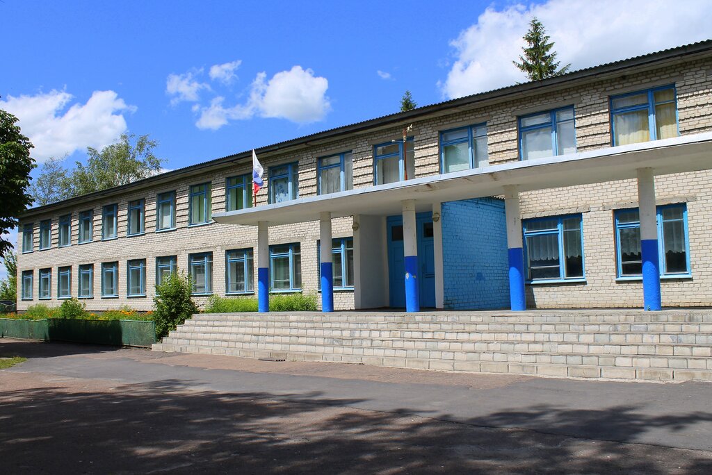 Anıt levhası, anıt taş Герою Советского Союза Н.Г. Цыганову, Kurskaya oblastı, foto