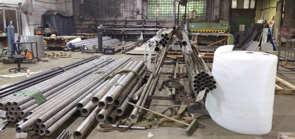 Hadde metal üretim ve satışı Kartel stall, Izhevsk, foto