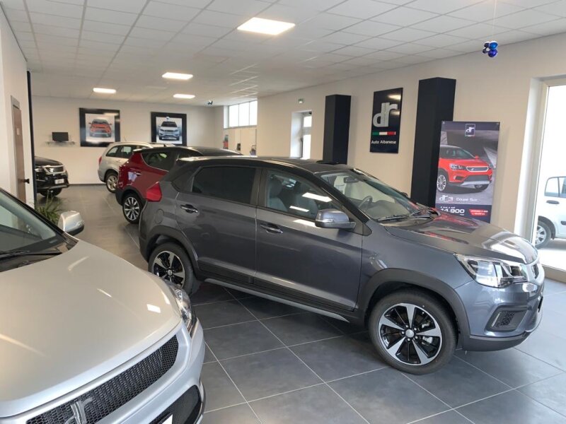 Oto kiralama Auto Albanese Hyundai - Dr - Evo, Calabria, foto