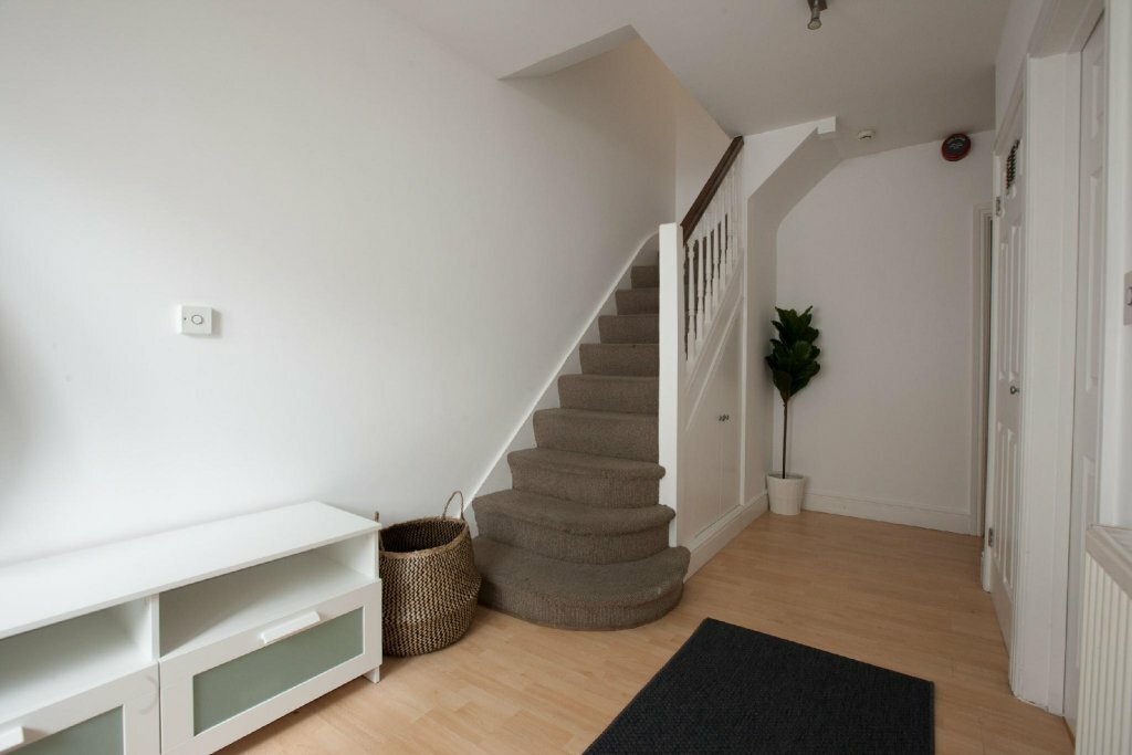 Otel Thirsk Road Studios by EveryWhere to Sleep London, Londra, foto