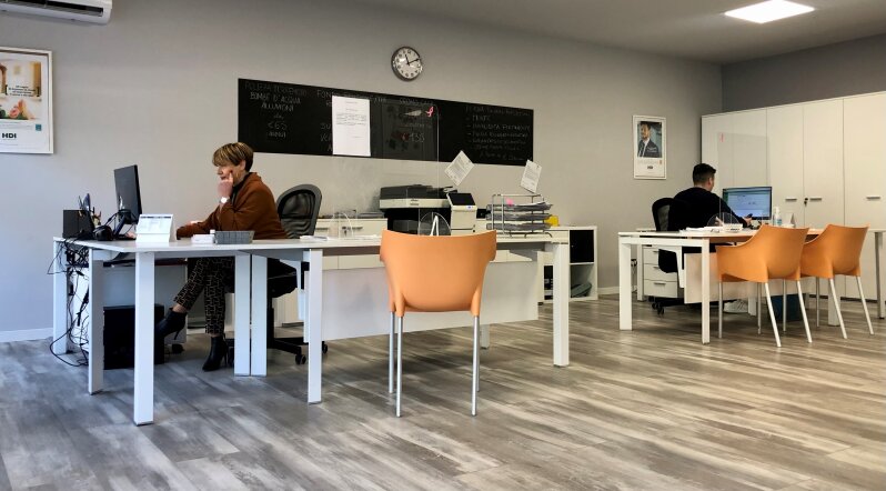 Sigorta şirketleri Assicurazioni Hdi di Piziali Giuliano, Lombardiya, foto