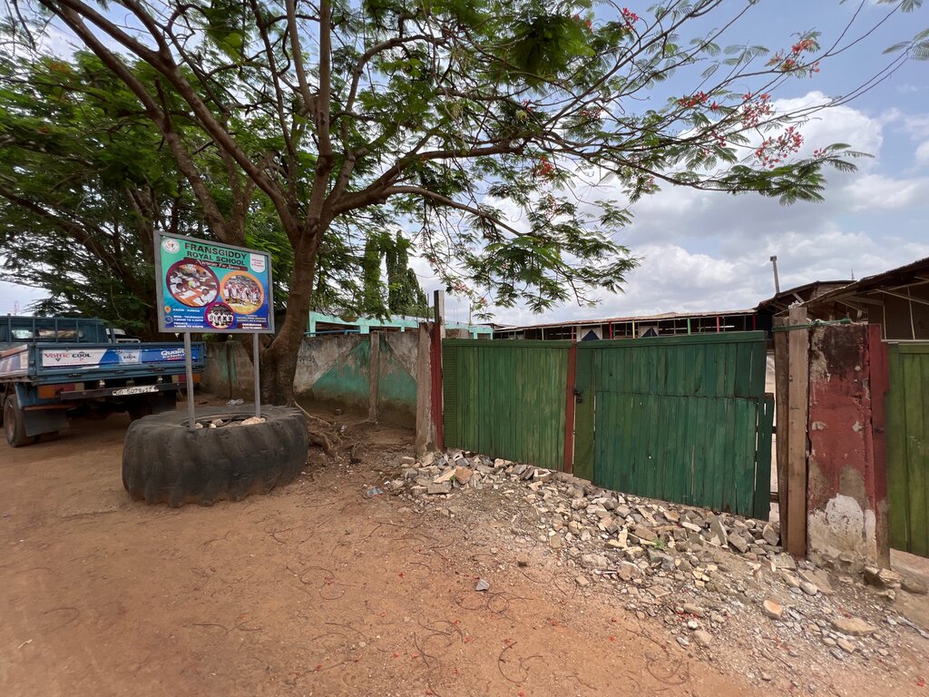 i̇lkokul Fransgiddy Royal school, Kumasi, foto