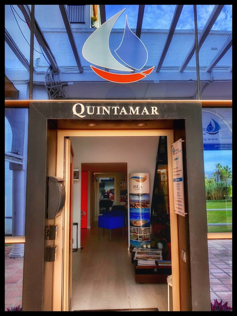 Arazi dizisi Quintamar Inmobiliaria, Endülüs, foto