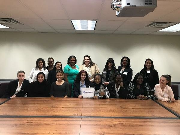 Sigorta şirketleri Shelby Mobley: Allstate Insurance, New Jersey Eyaleti, foto