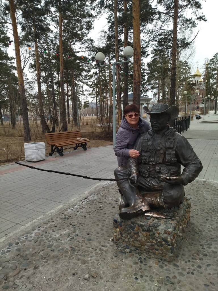 Park, sokak heykeli Рыбак, Ulan‑Ude, foto