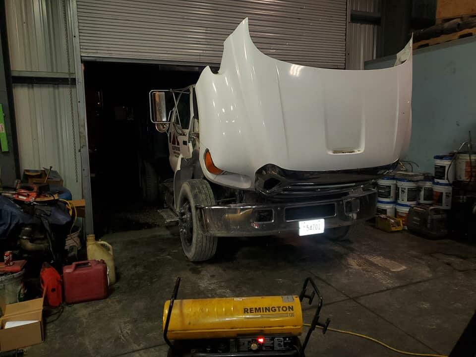 Kamyon ve ağır vasıta satış ve servis firmaları Knoxville Fleet Truck and Trailer Repair, Tennessee Eyaleti, foto