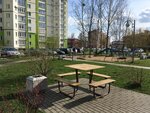 Playground (Brest, Pawnochny-2 Quarter), oyun alanı  Brest'ten