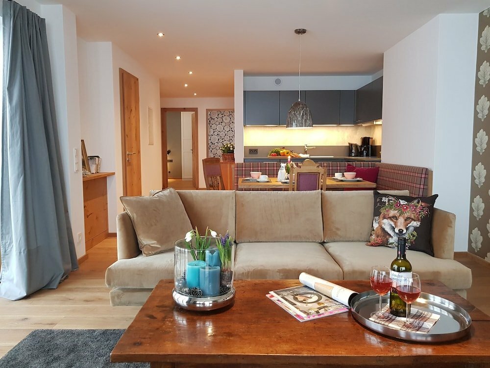 Otel Kaiser exklusive Ferienwohnungen, Bavyera, foto