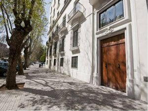 Apartamentos Murallas De Sevilla (Avenida Cádiz No:5, Sevilla), otel  Sevilla'dan