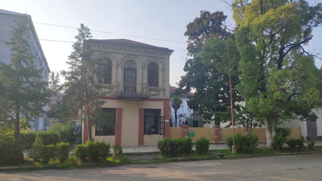 Dini dernekler Дом молитвы мусульман, Gudauta, foto