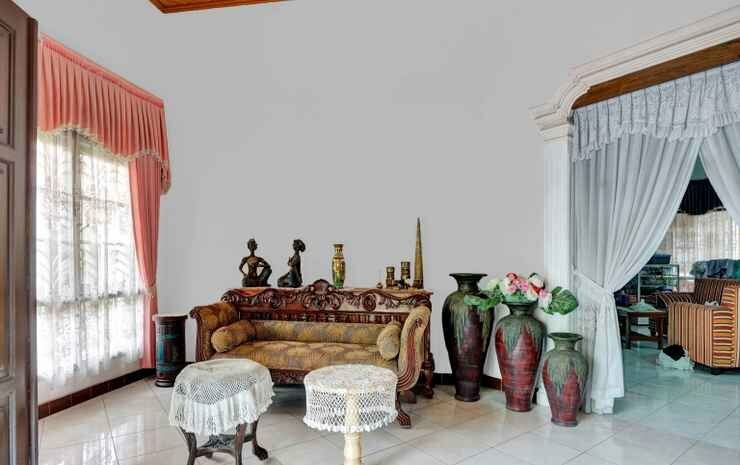 Otel Spot On 90539 Taman Borobudur Guest House, Malang, foto