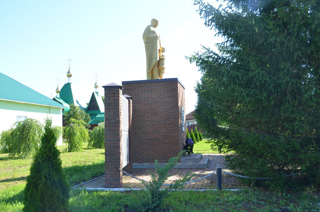 Anıt, heykel Мемориал Великой Отечественной войны, Belgorodskaya oblastı, foto